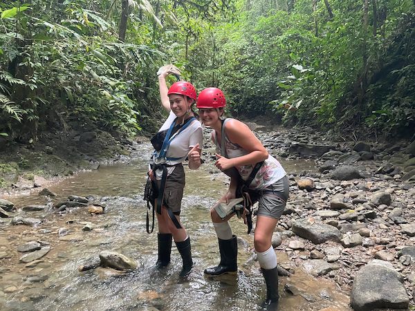 Volunteer Work in the Rainforest in Costa Rica - South America Inside