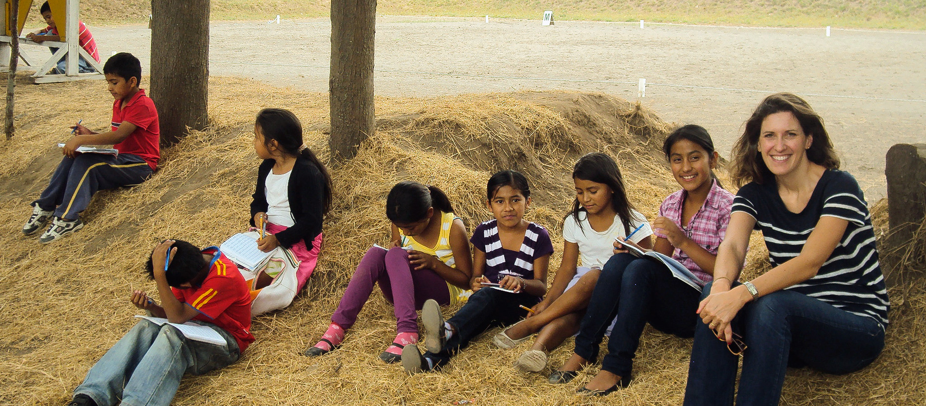 Volunteer Work Community Work - South America Inside